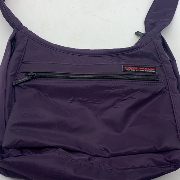 Hedgren | Bags | Hedgren Urban Bags Purple Nylon Crossbody Travel Bag ...